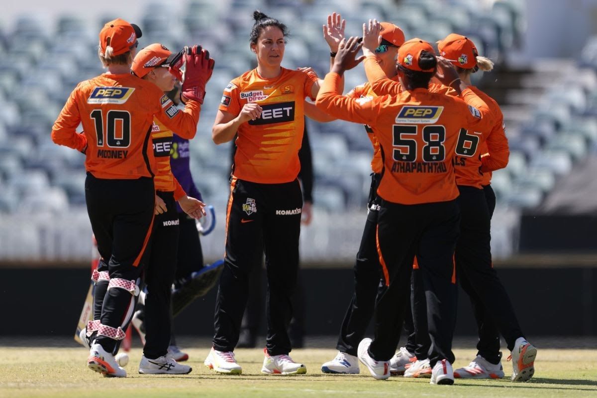 WBBL: Scorchers win last ball-thriller WBBL: Scorchers win last ball-thriller
